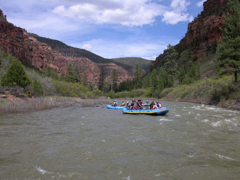 Best White Water Rafting Trips in Colorado | kodi Rafting