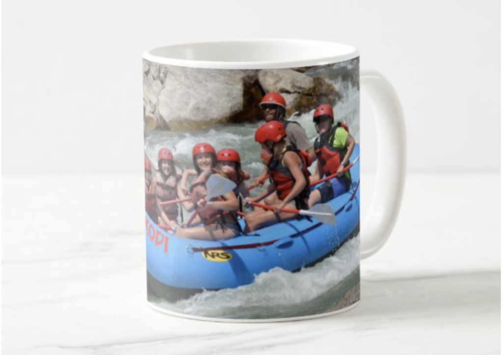 Get Family Whitewater Rafting Photos This Holiday Season